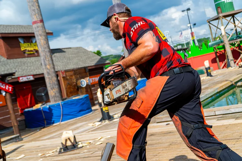Paula Deen's Lumberjack Feud Supper Show