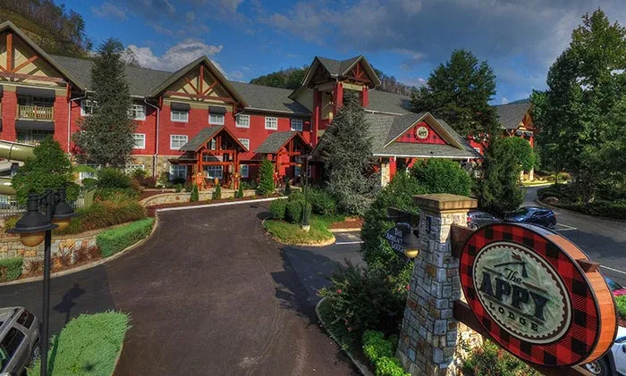 The Appy Lodge | On The Parkway in Gatlinburg, TN