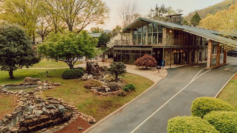 Tremont Lodge & Resort in Townsend, TN